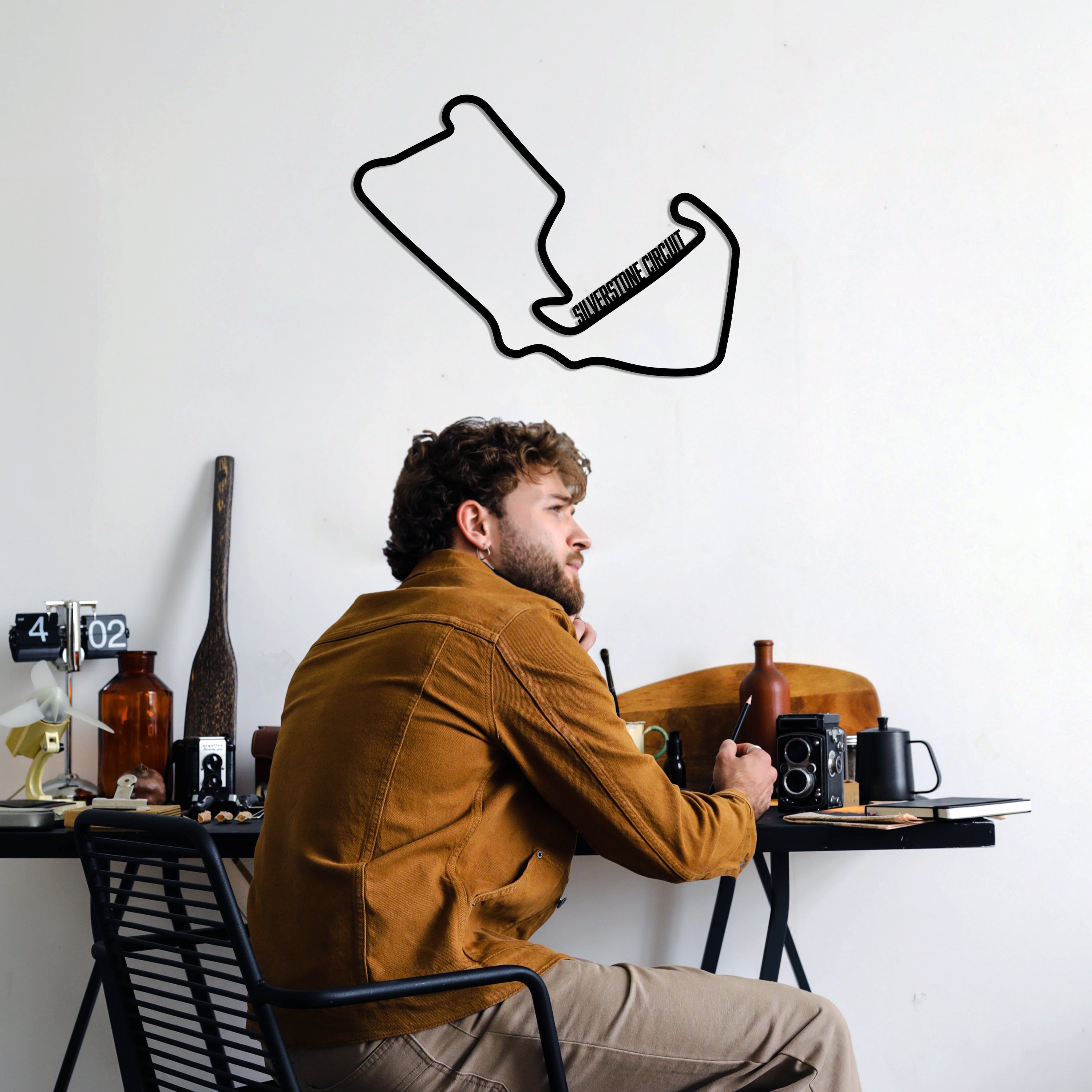 Silverstone Circuit Metal Tablo – thelucidlab